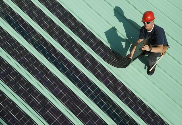 Is Solar Rooftop Technology Right for your Smart Home? | Home Tech Scoop